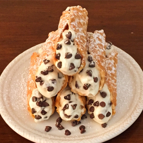 Pizzelle Cannoli – Leave it to Bubbe